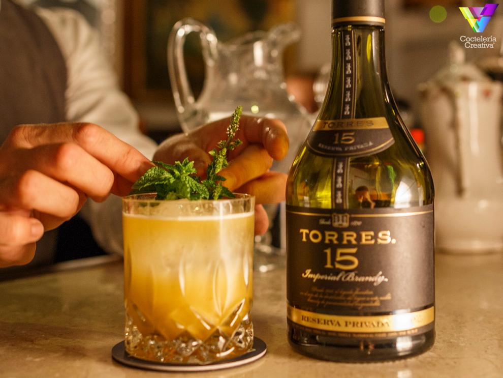 De ruta por Barcelona con Torres Brandy | Coctelería Creativa