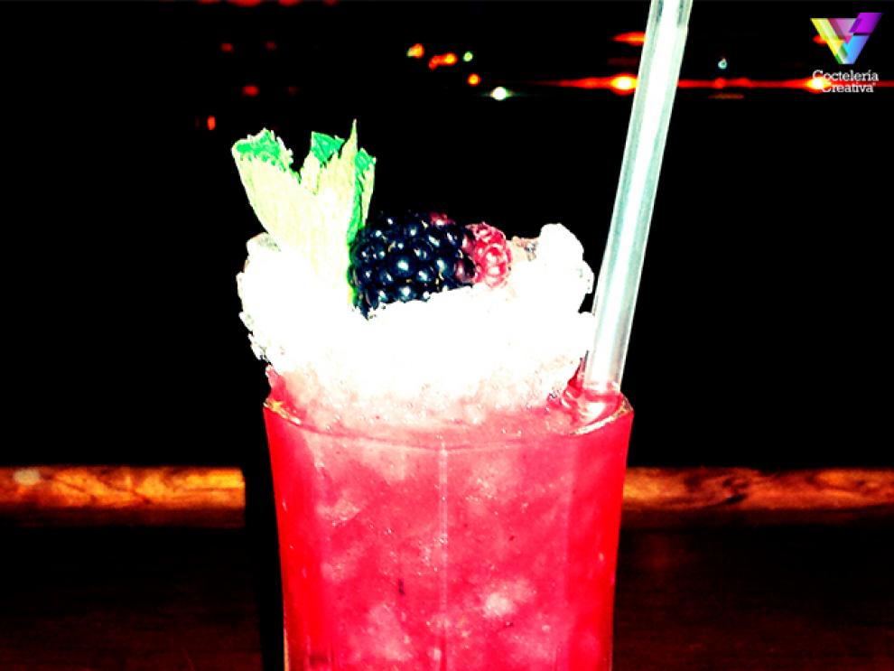 Mojito de Frutos Rojos | Coctelería Creativa